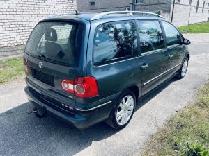 Pelēks Volkswagen Sharan 2006 Daugavpils, ar dzinēja tilpumu 1.90 L un nobraukumu 272 tūkst. km par 4199 €, foto 4 vietnē AUTOMOTO.COM.LV