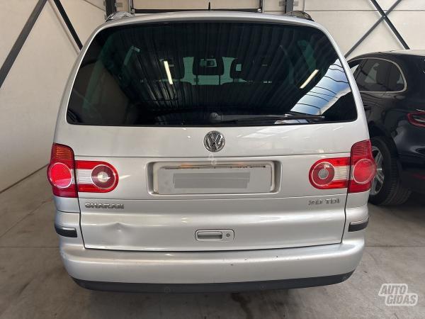 Pelēks Volkswagen Sharan 2006 Širvintos, ar dzinēja tilpumu 2.00 L un nobraukumu 283 tūkst. km par 3099 €, foto 4 vietnē AUTOMOTO.COM.LV