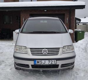 Pelēks Volkswagen Sharan 2006 Kauņa, ar dzinēja tilpumu 1.97 L un nobraukumu 330 tūkst. km par 2150 €, foto 2 vietnē AUTOMOTO.COM.LV