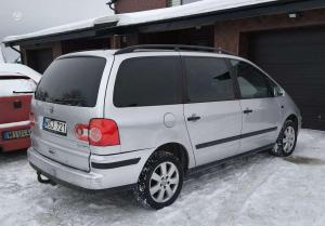 Pelēks Volkswagen Sharan 2006 Kauņa, ar dzinēja tilpumu 1.97 L un nobraukumu 330 tūkst. km par 2150 €, foto 8 vietnē AUTOMOTO.COM.LV