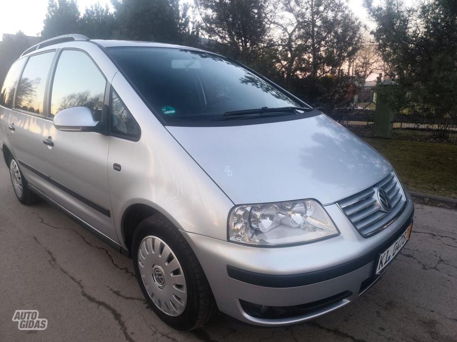 Pelēks Volkswagen Sharan 2006 Mažeikiai, ar dzinēja tilpumu 1.90 L un nobraukumu 267 tūkst. km par 3850 €, foto 1 vietnē AUTOMOTO.COM.LV