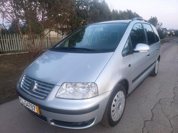 Pelēks Volkswagen Sharan 2006 Mažeikiai, ar dzinēja tilpumu 1.90 L un nobraukumu 267 tūkst. km par 3850 €, foto 2 vietnē AUTOMOTO.COM.LV