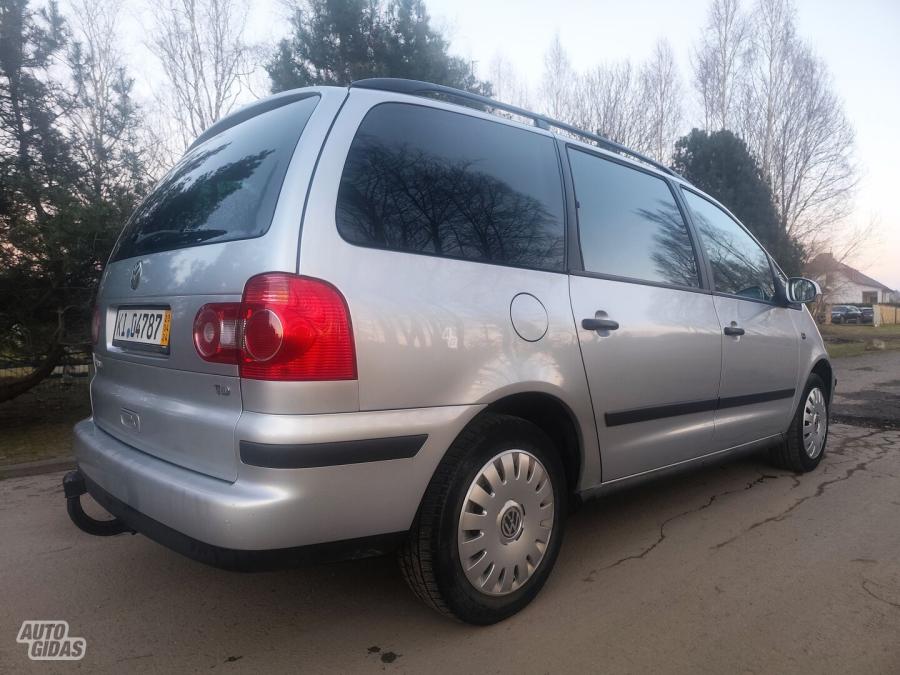 Pelēks Volkswagen Sharan 2006 Mažeikiai, ar dzinēja tilpumu 1.90 L un nobraukumu 267 tūkst. km par 3850 €, foto 8 vietnē AUTOMOTO.COM.LV