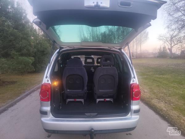 Pelēks Volkswagen Sharan 2006 Mažeikiai, ar dzinēja tilpumu 1.90 L un nobraukumu 267 tūkst. km par 3850 €, foto 10 vietnē AUTOMOTO.COM.LV