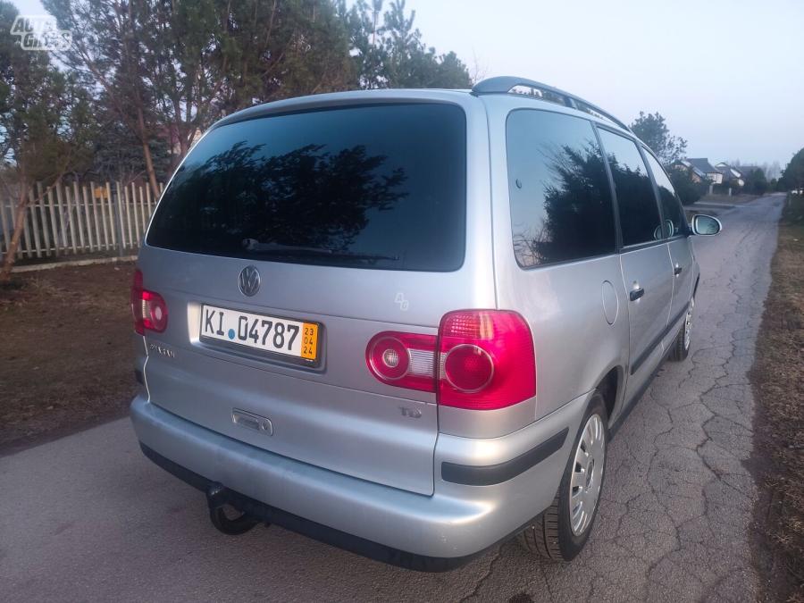 Pelēks Volkswagen Sharan 2006 Mažeikiai, ar dzinēja tilpumu 1.90 L un nobraukumu 267 tūkst. km par 3850 €, foto 20 vietnē AUTOMOTO.COM.LV