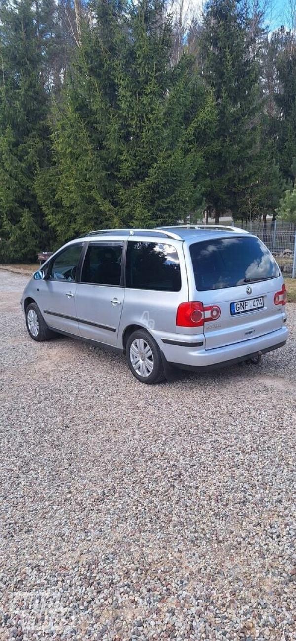 Grey Volkswagen Sharan 2006 in Panevezys, with an engine capacity of 2.00 L and mileage of 381 thousand km for 2850 €, photo 1 on AUTOMOTO.COM.LV