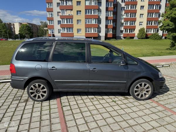 Pelēks Volkswagen Sharan 2006 Ukmergė, ar dzinēja tilpumu 1.90 L un nobraukumu 340 tūkst. km par 1550 €, foto 6 vietnē AUTOMOTO.COM.LV