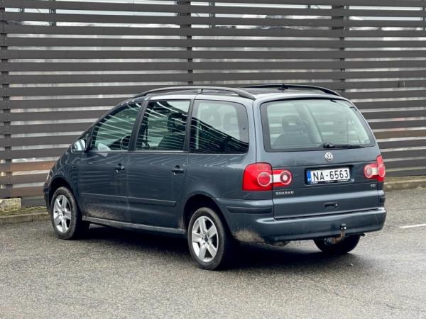 Pelēks Volkswagen Sharan 2006 Rīga, ar dzinēja tilpumu 1.90 L un nobraukumu 0 tūkst. km par 3400 €, foto 4 vietnē AUTOMOTO.COM.LV