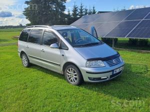 Grey Volkswagen Sharan 2006 in Jekabpils, with an engine capacity of 1.90 L and mileage of 376 thousand km for 2450 €, photo 3 on AUTOMOTO.COM.LV