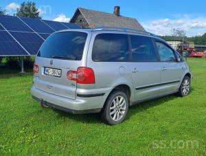 Grey Volkswagen Sharan 2006 in Jekabpils, with an engine capacity of 1.90 L and mileage of 376 thousand km for 2450 €, photo 4 on AUTOMOTO.COM.LV