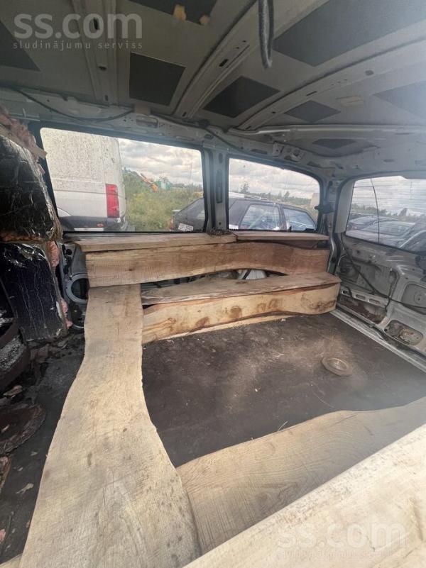 Pelēks Volkswagen Sharan 2006 Valmiera, ar dzinēja tilpumu 1.90 L un nobraukumu 385 tūkst. km par 550 €, foto 8 vietnē AUTOMOTO.COM.LV