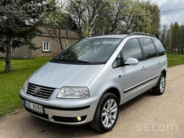 Pelēks Volkswagen Sharan 2007 Gulbene, ar dzinēja tilpumu 2.00 L un nobraukumu 288 tūkst. km par 15500 €, foto 5 vietnē AUTOMOTO.COM.LV