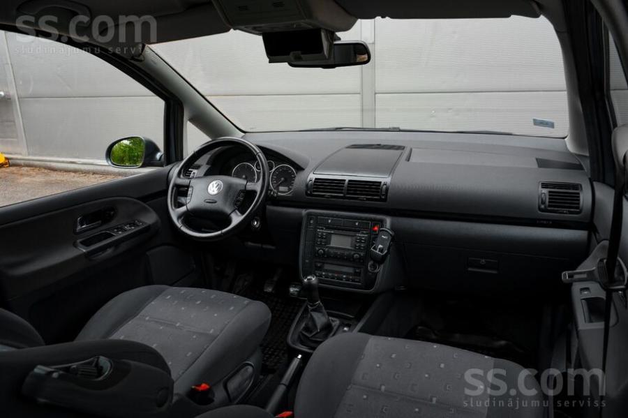 Pelēks Volkswagen Sharan 2007 Rīga, ar dzinēja tilpumu 1.90 L un nobraukumu 0 tūkst. km par 3350 €, foto 14 vietnē AUTOMOTO.COM.LV
