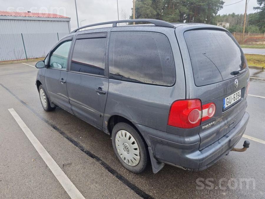 Grey Volkswagen Sharan 2007 in Riga, with an engine capacity of 1.90 L and mileage of 287 thousand km for 1750 €, photo 3 on AUTOMOTO.COM.LV
