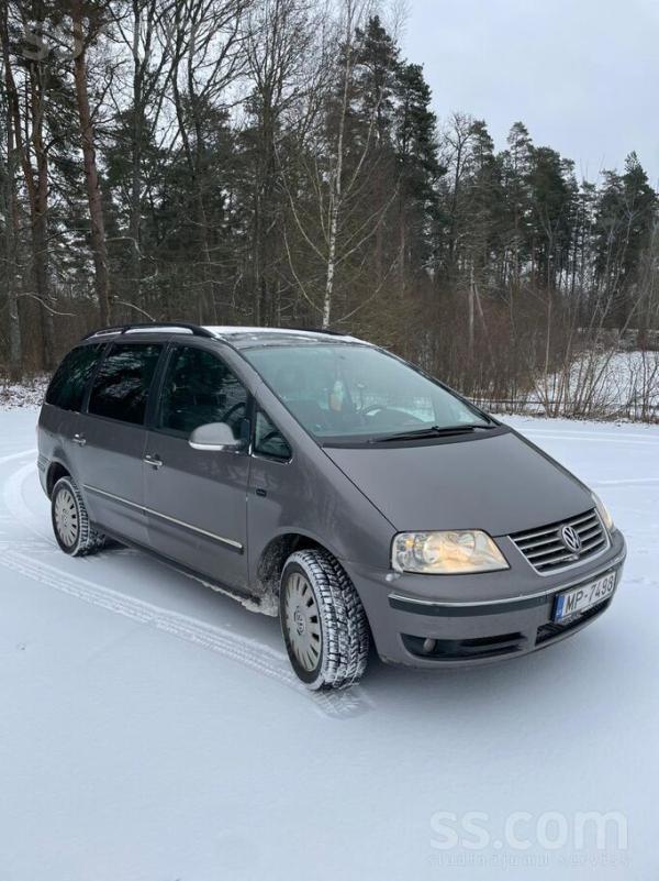 Grey Volkswagen Sharan 2007 in Madona, with an engine capacity of 1.90 L and mileage of 487 thousand km for 1200 €, photo 2 on AUTOMOTO.COM.LV