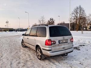 Pelēks Volkswagen Sharan 2007 Kauņa, ar dzinēja tilpumu 1.90 L un nobraukumu 362 tūkst. km par 2000 €, foto 2 vietnē AUTOMOTO.COM.LV