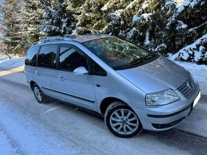 Pelēks Volkswagen Sharan 2007 Viļņa, ar dzinēja tilpumu 1.97 L un nobraukumu 200 tūkst. km par 2850 €, foto 4 vietnē AUTOMOTO.COM.LV