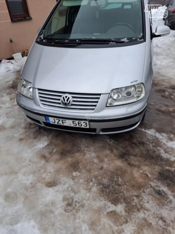 Grey Volkswagen Sharan 2007 in Kaunas, with an engine capacity of 1.90 L and mileage of 313 thousand km for 2600 €, photo 2 on AUTOMOTO.COM.LV