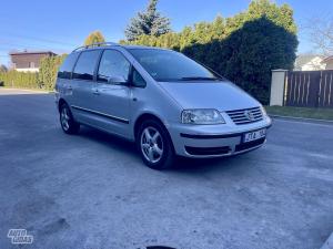 Grey Volkswagen Sharan 2007 in Vilnius, with an engine capacity of 2.00 L and mileage of 403 thousand km for 2500 €, photo 4 on AUTOMOTO.COM.LV