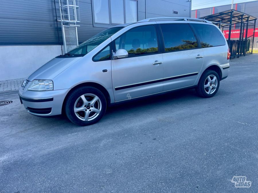 Grey Volkswagen Sharan 2007 in Vilnius, with an engine capacity of 2.00 L and mileage of 403 thousand km for 2500 €, photo 8 on AUTOMOTO.COM.LV