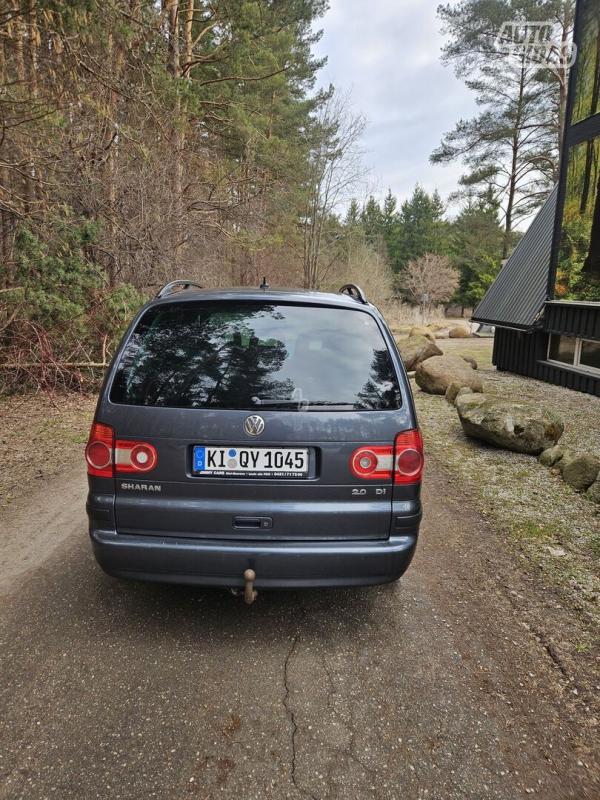 Pelēks Volkswagen Sharan 2007 Kluonaliai, ar dzinēja tilpumu 2.00 L un nobraukumu 289 tūkst. km par 3399 €, foto 8 vietnē AUTOMOTO.COM.LV