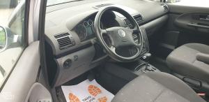 Pelēks Volkswagen Sharan 2007 Kėdainiai, ar dzinēja tilpumu 1.90 L un nobraukumu 282 tūkst. km par 3000 €, foto 14 vietnē AUTOMOTO.COM.LV