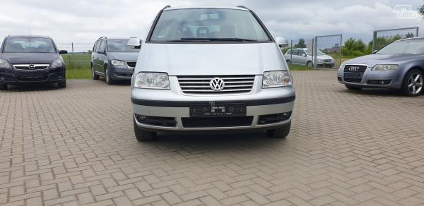 Grey Volkswagen Sharan 2007 in Kedainiai, with an engine capacity of 1.90 L and mileage of 282 thousand km for 3000 €, photo 3 on AUTOMOTO.COM.LV
