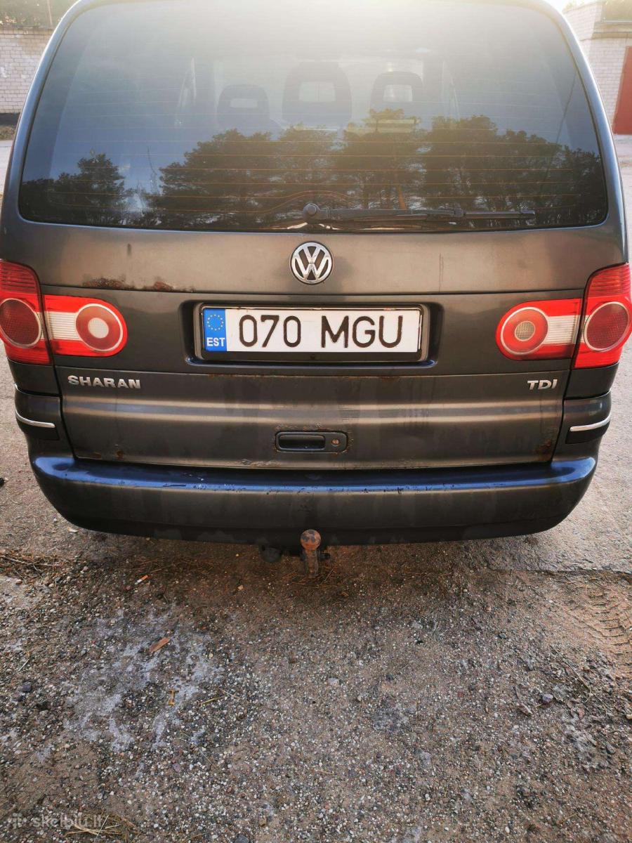 Pelēks Volkswagen Sharan 2007 Visaginas, ar dzinēja tilpumu 1.90 L un nobraukumu 350 tūkst. km par 650 €, foto 3 vietnē AUTOMOTO.COM.LV