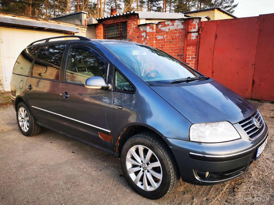 Pelēks Volkswagen Sharan 2007 Visaginas, ar dzinēja tilpumu 1.90 L un nobraukumu 350 tūkst. km par 650 €, foto 5 vietnē AUTOMOTO.COM.LV