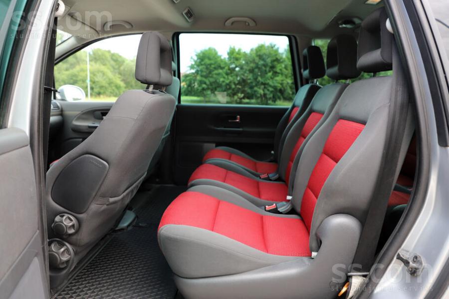 Grey Volkswagen Sharan 2007 in Tukums, with an engine capacity of 2.00 L and mileage of 375 thousand km for 2850 €, photo 8 on AUTOMOTO.COM.LV