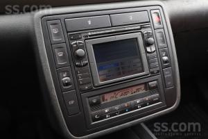 Grey Volkswagen Sharan 2007 in Tukums, with an engine capacity of 2.00 L and mileage of 375 thousand km for 2850 €, photo 10 on AUTOMOTO.COM.LV