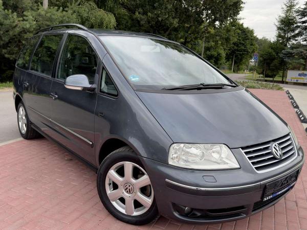 Pelēks Volkswagen Sharan 2007 Prienai, ar dzinēja tilpumu 2.00 L un nobraukumu 246 tūkst. km par 3999 €, foto 2 vietnē AUTOMOTO.COM.LV