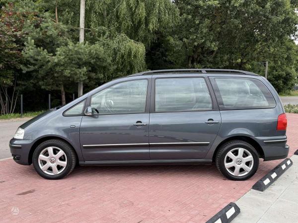 Pelēks Volkswagen Sharan 2007 Prienai, ar dzinēja tilpumu 2.00 L un nobraukumu 246 tūkst. km par 3999 €, foto 4 vietnē AUTOMOTO.COM.LV