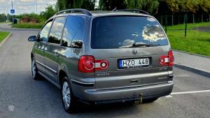 Grey Volkswagen Sharan 2007 in Siauliai, with an engine capacity of 1.97 L and mileage of 354 thousand km for 2300 €, photo 6 on AUTOMOTO.COM.LV