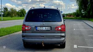 Grey Volkswagen Sharan 2007 in Siauliai, with an engine capacity of 1.97 L and mileage of 354 thousand km for 2300 €, photo 7 on AUTOMOTO.COM.LV