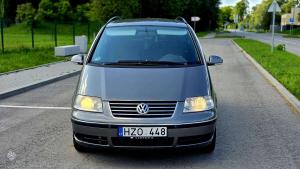 Grey Volkswagen Sharan 2007 in Siauliai, with an engine capacity of 1.97 L and mileage of 354 thousand km for 2300 €, photo 13 on AUTOMOTO.COM.LV