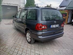 Pelēks Volkswagen Sharan 2007 Daugavpils, ar dzinēja tilpumu 2.00 L un nobraukumu 284 tūkst. km par 3290 €, foto 6 vietnē AUTOMOTO.COM.LV