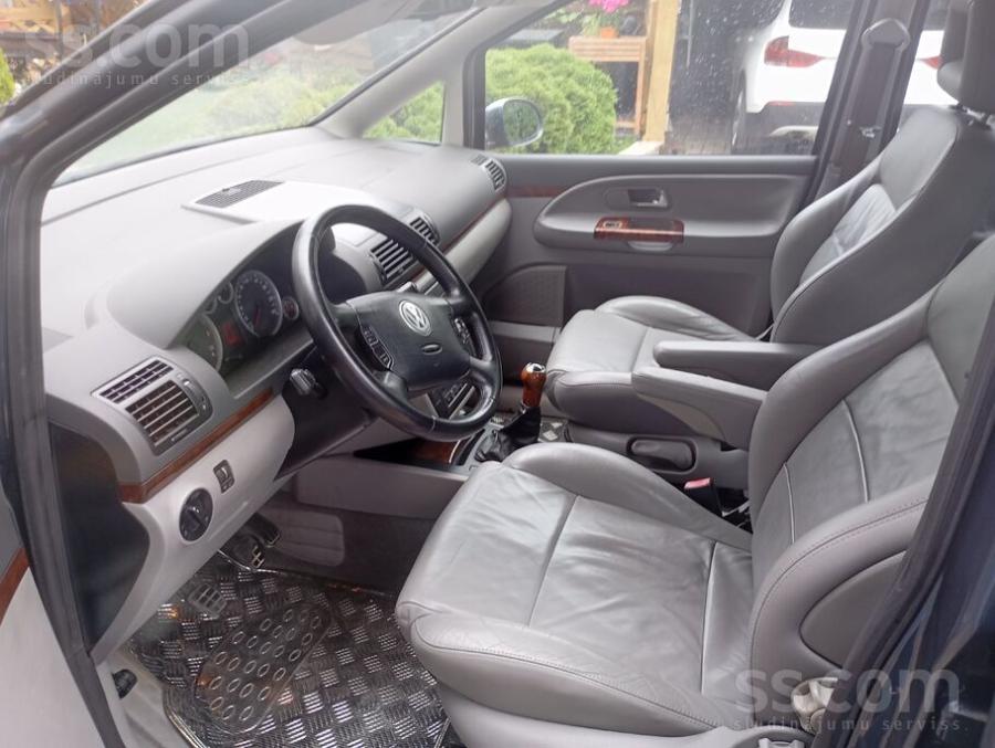 Pelēks Volkswagen Sharan 2007 Daugavpils, ar dzinēja tilpumu 2.00 L un nobraukumu 284 tūkst. km par 3290 €, foto 8 vietnē AUTOMOTO.COM.LV