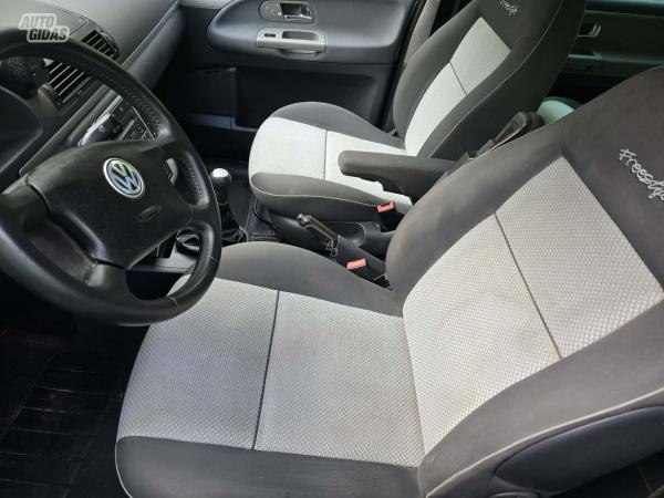 Grey Volkswagen Sharan 2007 in Ignalina, with an engine capacity of 2.00 L and mileage of 267 thousand km for 3450 €, photo 10 on AUTOMOTO.COM.LV