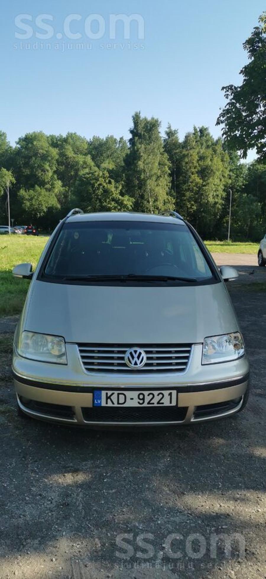 Pelēks Volkswagen Sharan 2007 Liepāja, ar dzinēja tilpumu 1.90 L un nobraukumu 417 tūkst. km par 1700 €, foto 11 vietnē AUTOMOTO.COM.LV