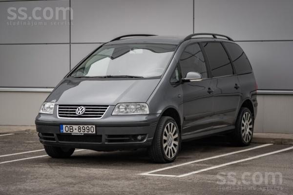 Pelēks Volkswagen Sharan 2007 Rīga, ar dzinēja tilpumu 1.90 L un nobraukumu 500 tūkst. km par 2990 €, foto 1 vietnē AUTOMOTO.COM.LV