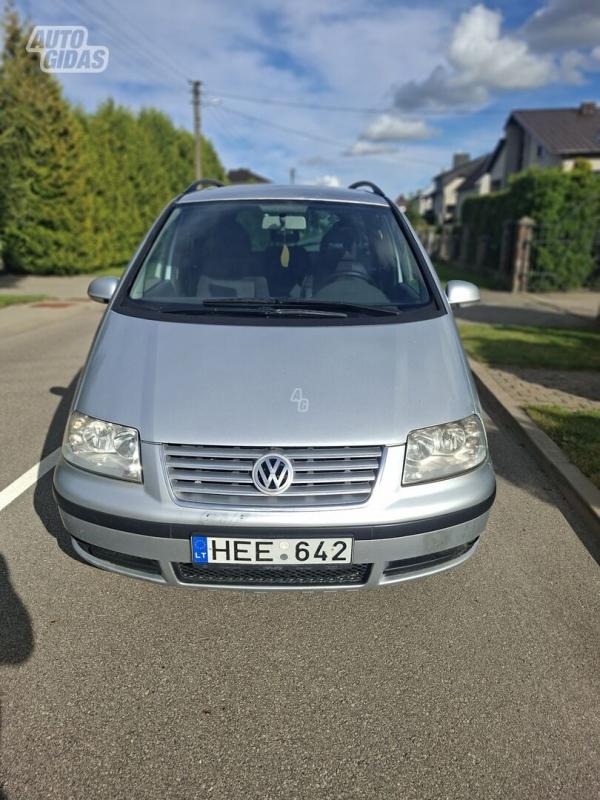 Pelēks Volkswagen Sharan 2007 Telšiai, ar dzinēja tilpumu 1.90 L un nobraukumu 488 tūkst. km par 1050 €, foto 3 vietnē AUTOMOTO.COM.LV