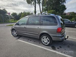 Grey Volkswagen Sharan 2007 in Valka, with an engine capacity of 2.00 L and mileage of 280 thousand km for 3900 €, photo 6 on AUTOMOTO.COM.LV