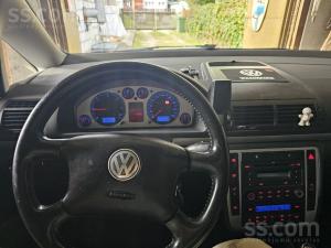 Grey Volkswagen Sharan 2007 in Valka, with an engine capacity of 2.00 L and mileage of 280 thousand km for 3900 €, photo 8 on AUTOMOTO.COM.LV