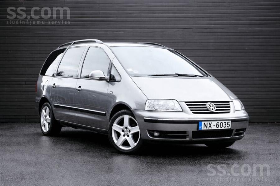 Pelēks Volkswagen Sharan 2008 Rīga, ar dzinēja tilpumu 2.00 L un nobraukumu 250 tūkst. km par 5690 €, foto 3 vietnē AUTOMOTO.COM.LV