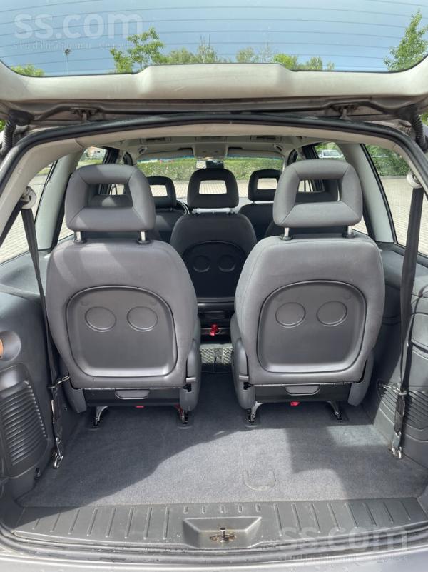 Grey Volkswagen Sharan 2008 in Jelgava, with an engine capacity of 1.90 L and mileage of 311 thousand km for 3100 €, photo 5 on AUTOMOTO.COM.LV