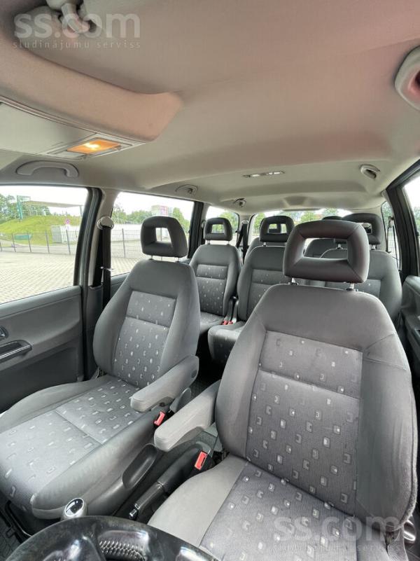 Grey Volkswagen Sharan 2008 in Jelgava, with an engine capacity of 1.90 L and mileage of 311 thousand km for 3100 €, photo 7 on AUTOMOTO.COM.LV