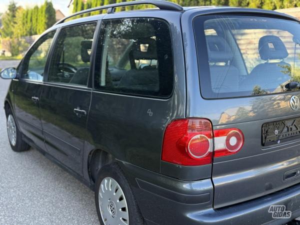 Pelēks Volkswagen Sharan 2008 Utena, ar dzinēja tilpumu 1.90 L un nobraukumu 290 tūkst. km par 3800 €, foto 7 vietnē AUTOMOTO.COM.LV