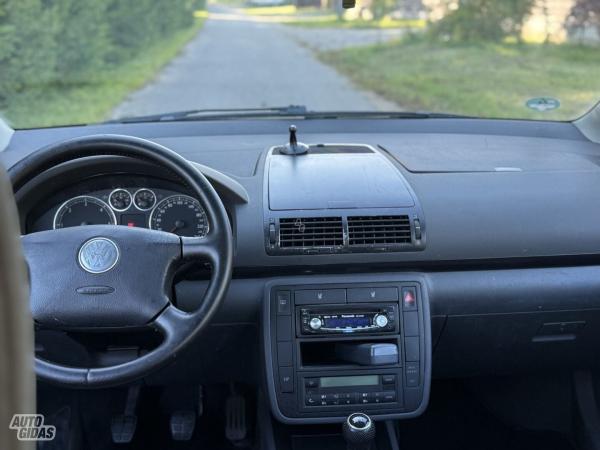 Pelēks Volkswagen Sharan 2008 Utena, ar dzinēja tilpumu 1.90 L un nobraukumu 290 tūkst. km par 3800 €, foto 10 vietnē AUTOMOTO.COM.LV