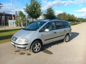 Grey Volkswagen Sharan 2008 in Riga, with an engine capacity of 1.90 L and mileage of 330 thousand km for 2300 €, photo 4 on AUTOMOTO.COM.LV